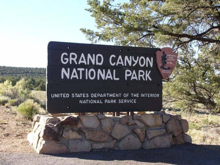 Finding all the Grand Canyon National Park Signs - Parks & Trips