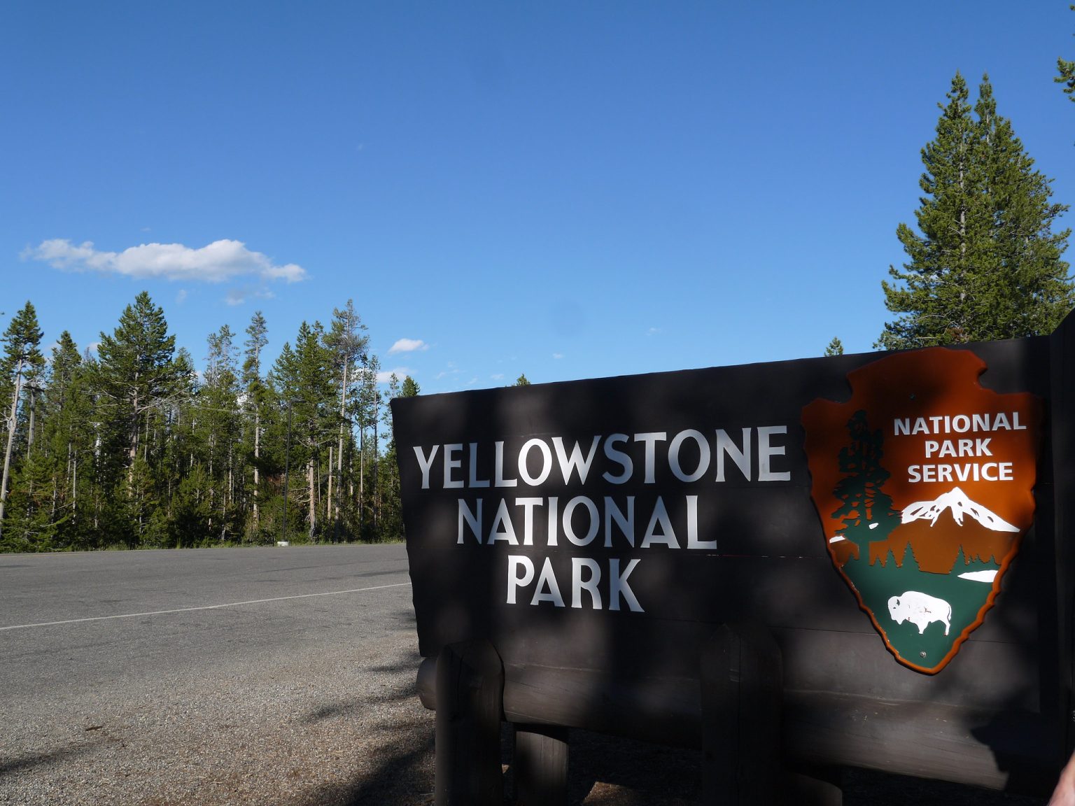 All Yellowstone National Park Entrance Signs - Parks & Trips